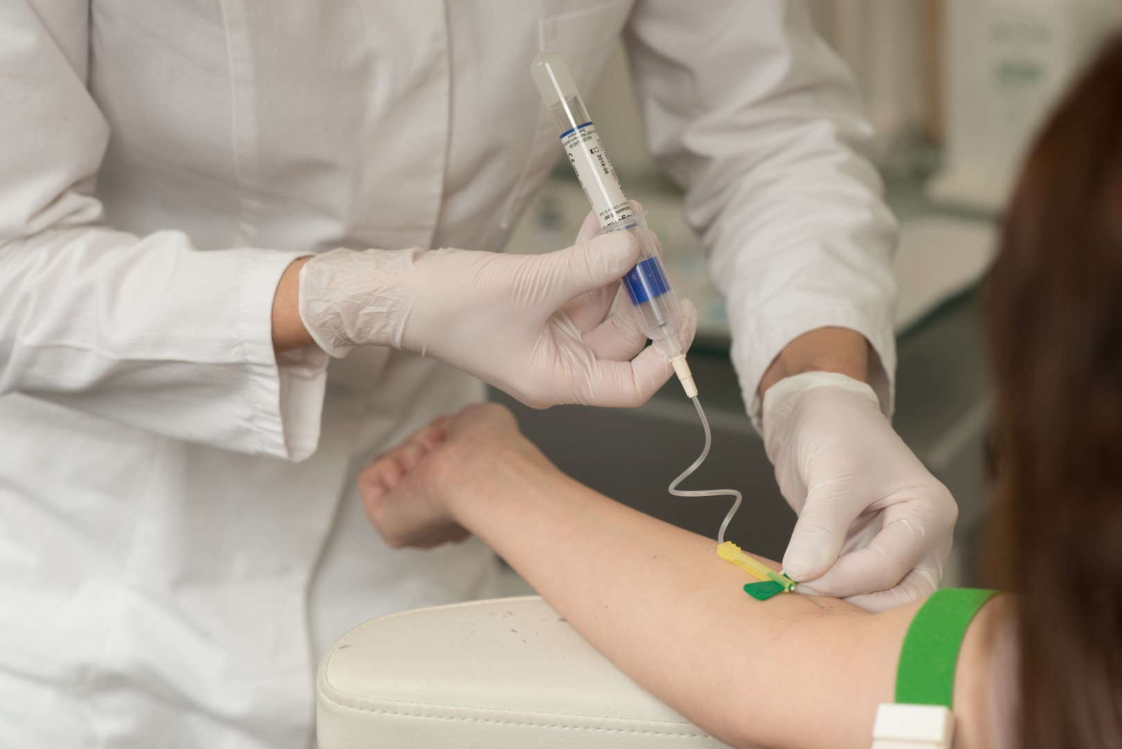 Vampire Lifting By Specialists At DERMACARE In Vienna